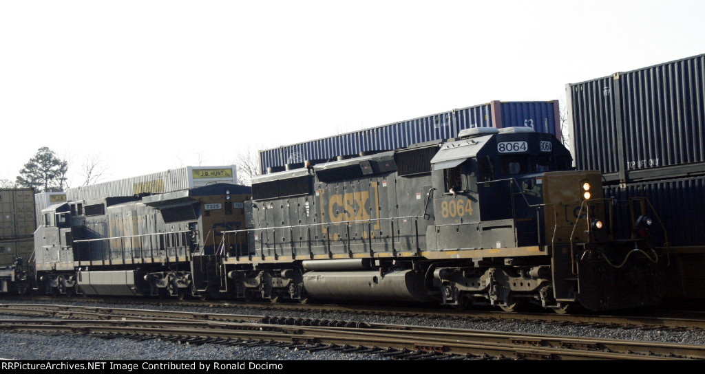 CSX 8064 CSX 7325